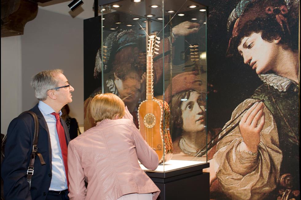 Stringed instrument exhibition opens in Piedmont, Italy | Gallery | The ...